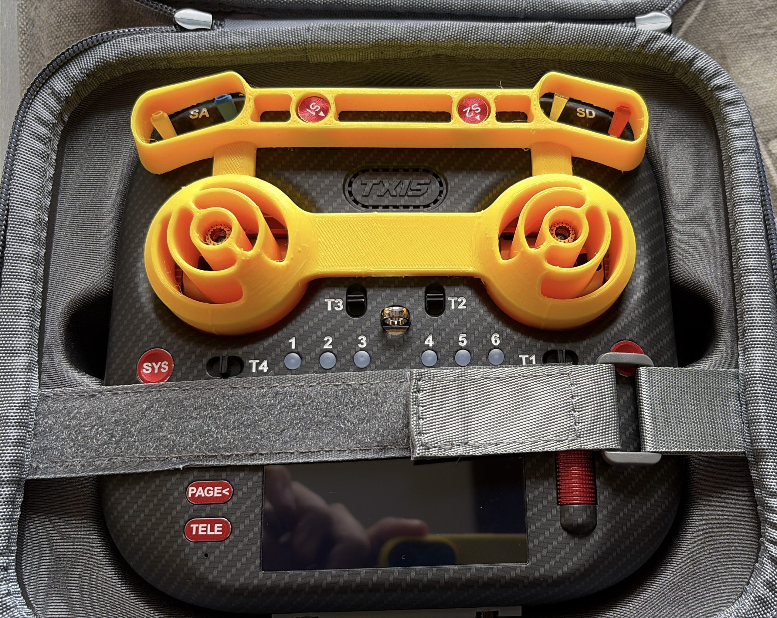 Meine neue Radiomaster TX15 – kompakter Allrounder mit großem Display ...